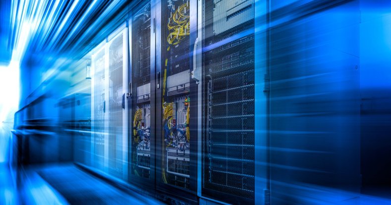 Intel invests in immersion cooling for datacenters